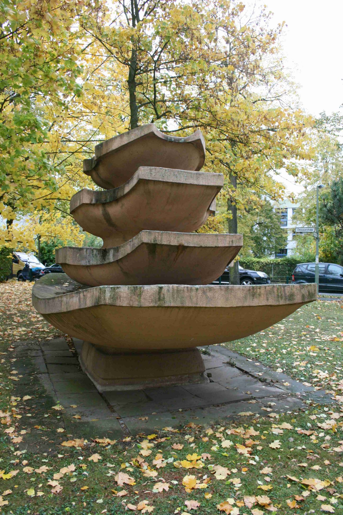 Springbrunnen – Bildhauerei in Berlin