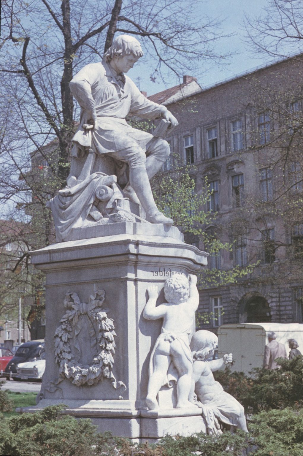 Denkmal für Alois Senefelder – Bildhauerei in Berlin